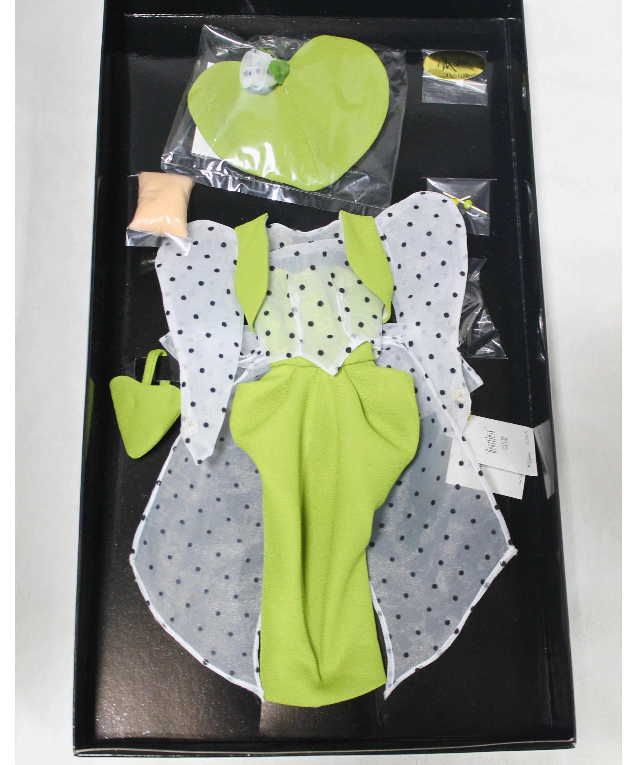 Ashton Drake, Heartless Clothes Set