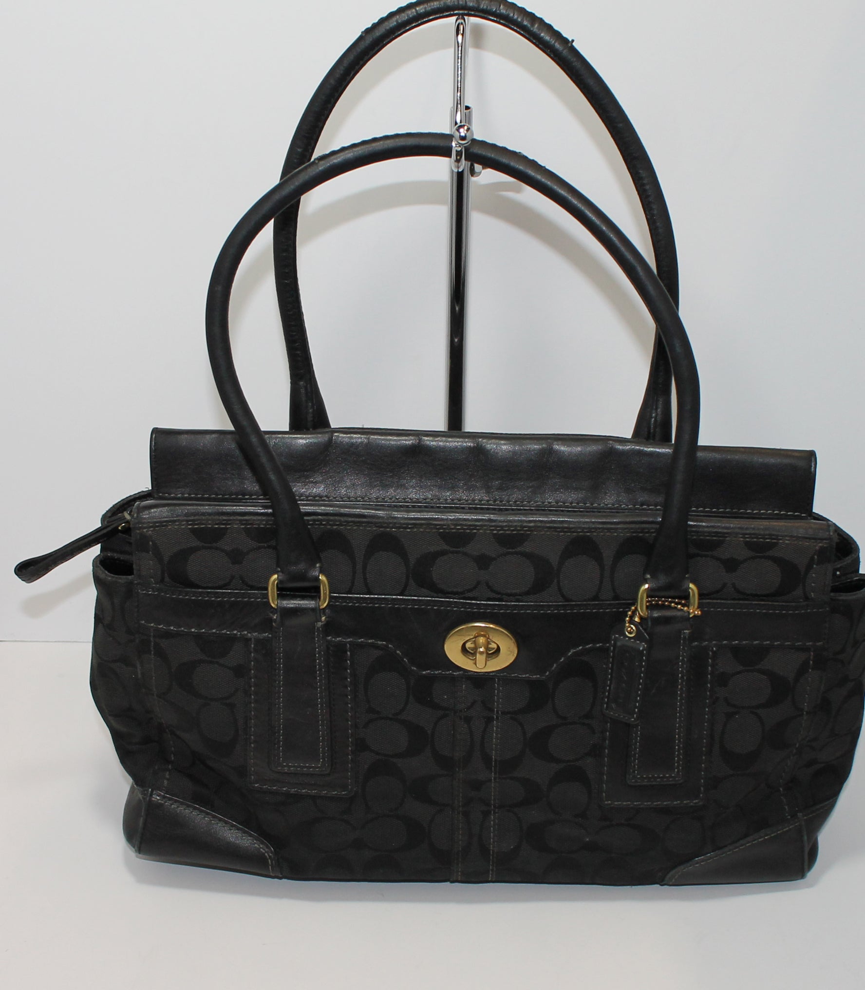 Coach Purse: 11063 Black Hampton Shoulder Bag